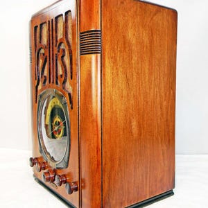 Triangle Industries Model 6P” Imperial” (1936) Antique Radio With Am ...