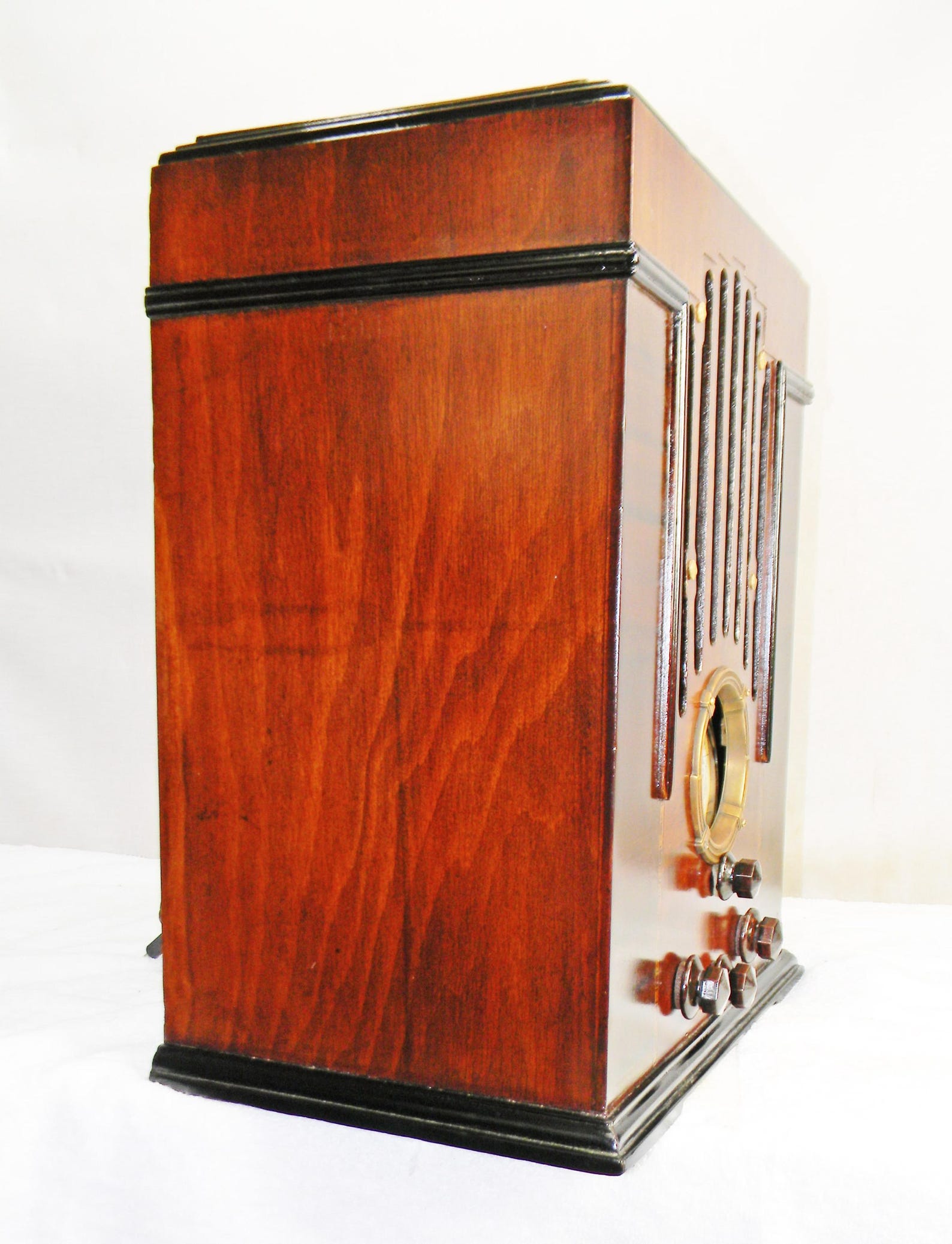 Skyscraper Shaped Zenith Model 808 Tombstone (1935) Antique Radio Am ...
