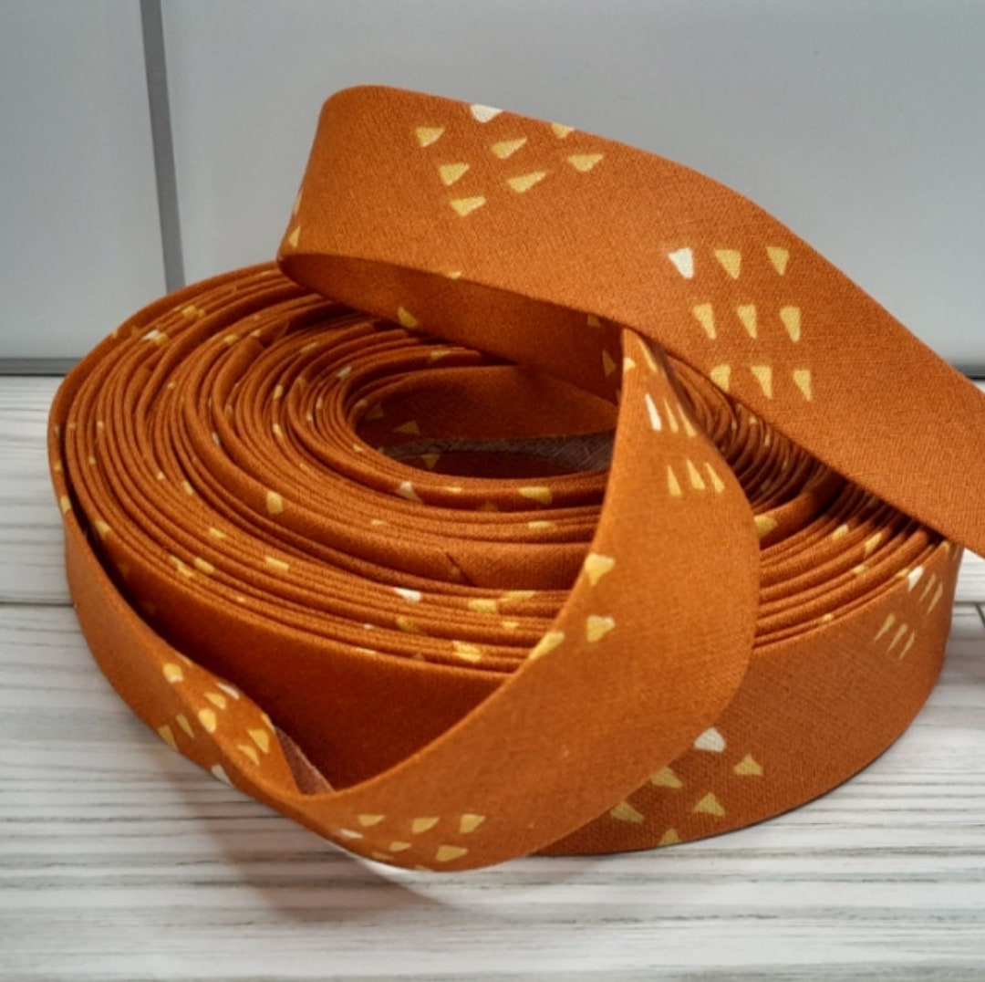Caramel Tiny Triangles, 3 Yard Rolls, 1/2 Double Fold Bias Tape, Quilt ...