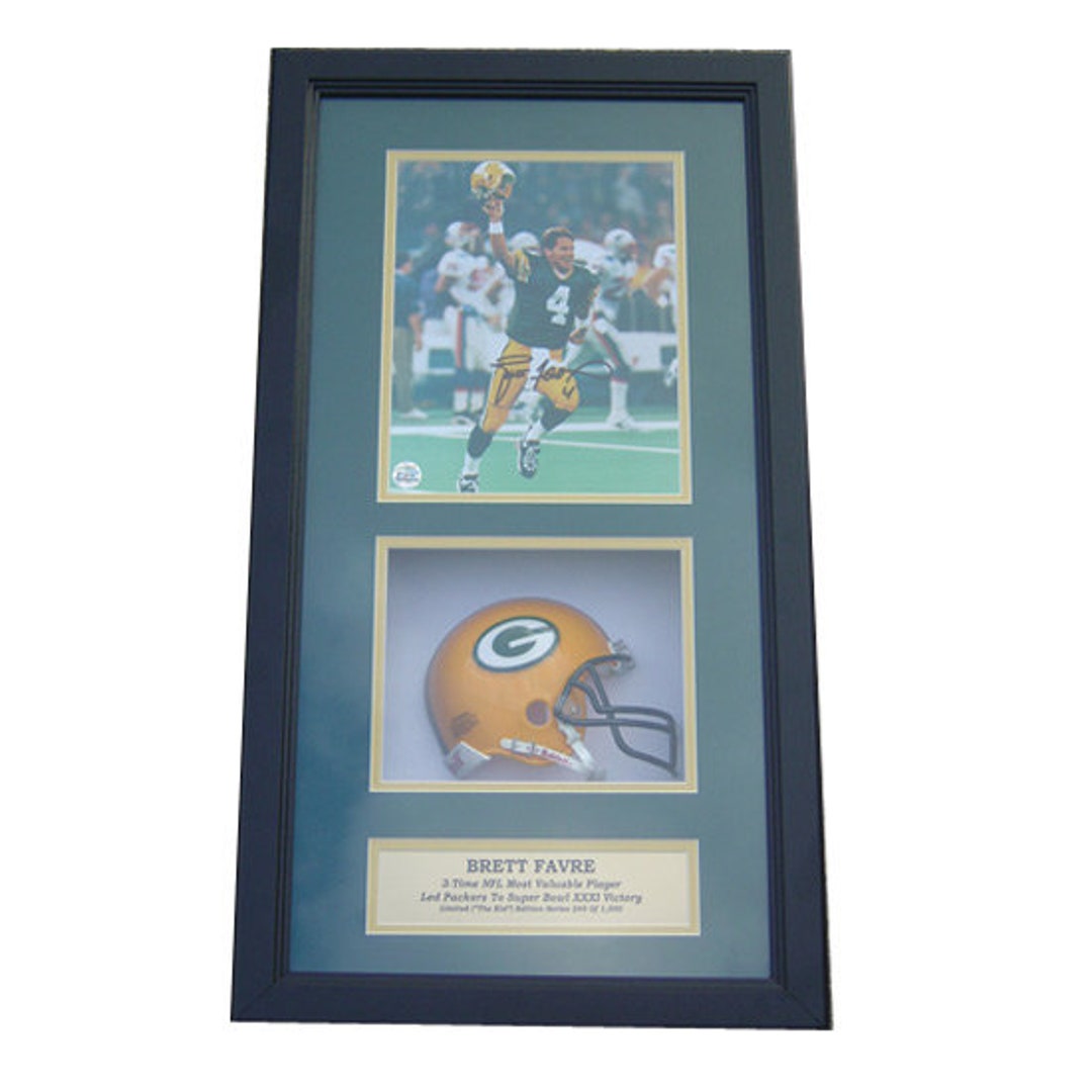 Autographed Shadow Box W/ Mini Helmet - Brett Favre Green Bay Packers ...