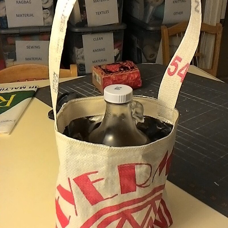 Growler Tote - Etsy