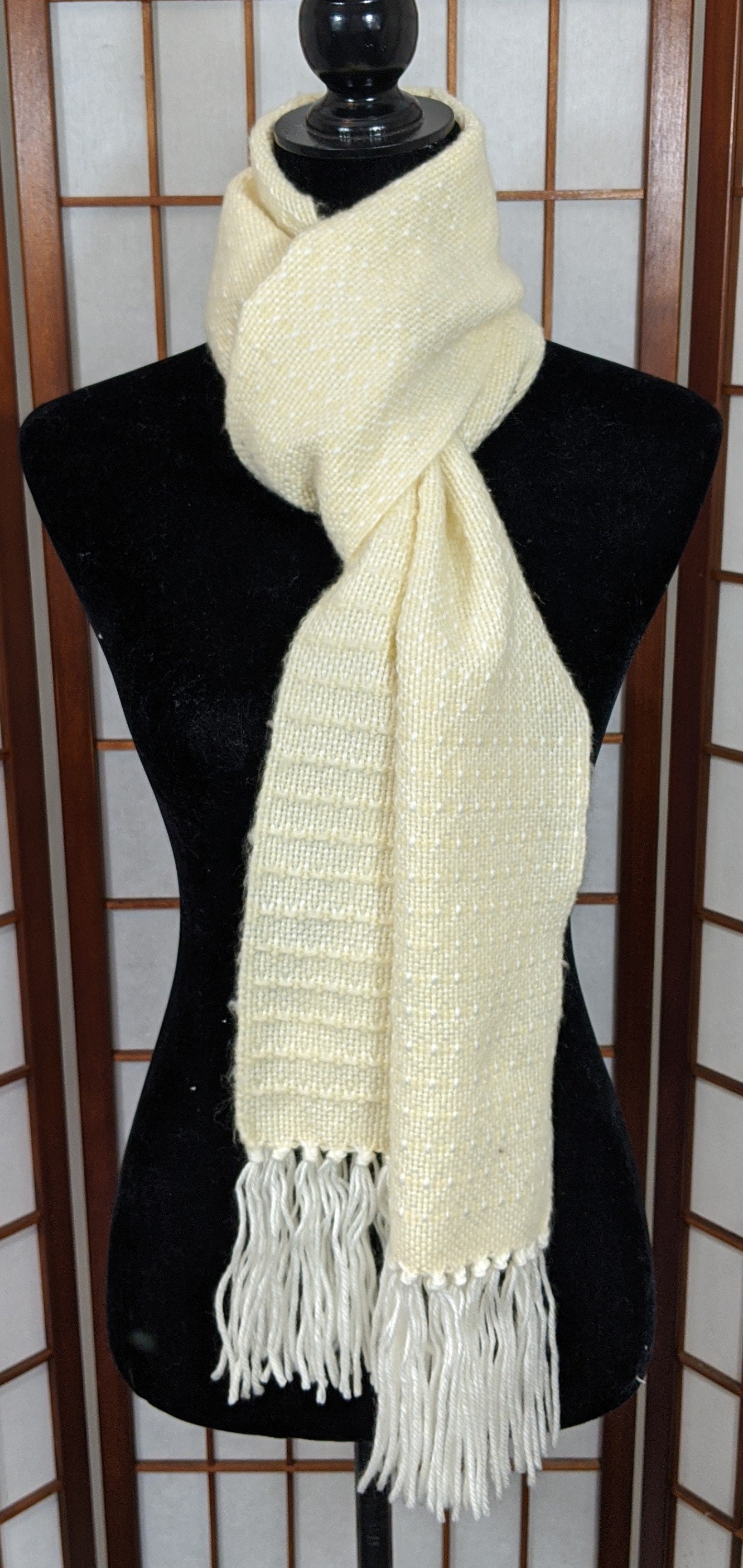 Bufanda beige clásica, bufanda blanca, bufanda tejida a mano - Etsy España