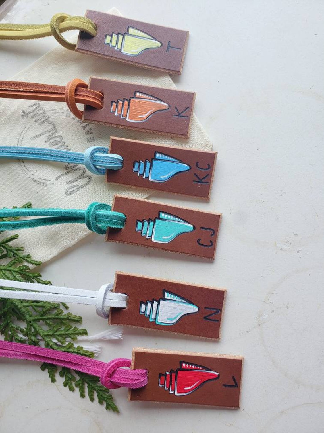 Shell Luggage Tag. Beachy Favors. Seashell Luggage Tags. - Etsy