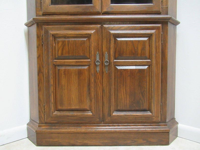 Ethan Allen Royal Charter Oak Jacobean Corner Cabinet Hutch | Etsy Ethan Allen Royal Charter Oak Jacobean Corner Cabinet Hutch | Etsy