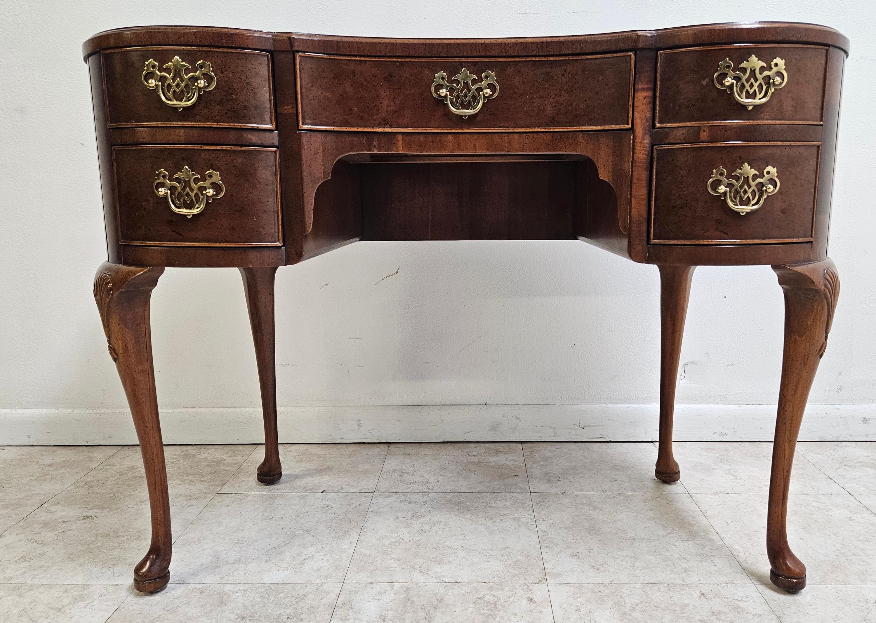 Henredon writing desk store