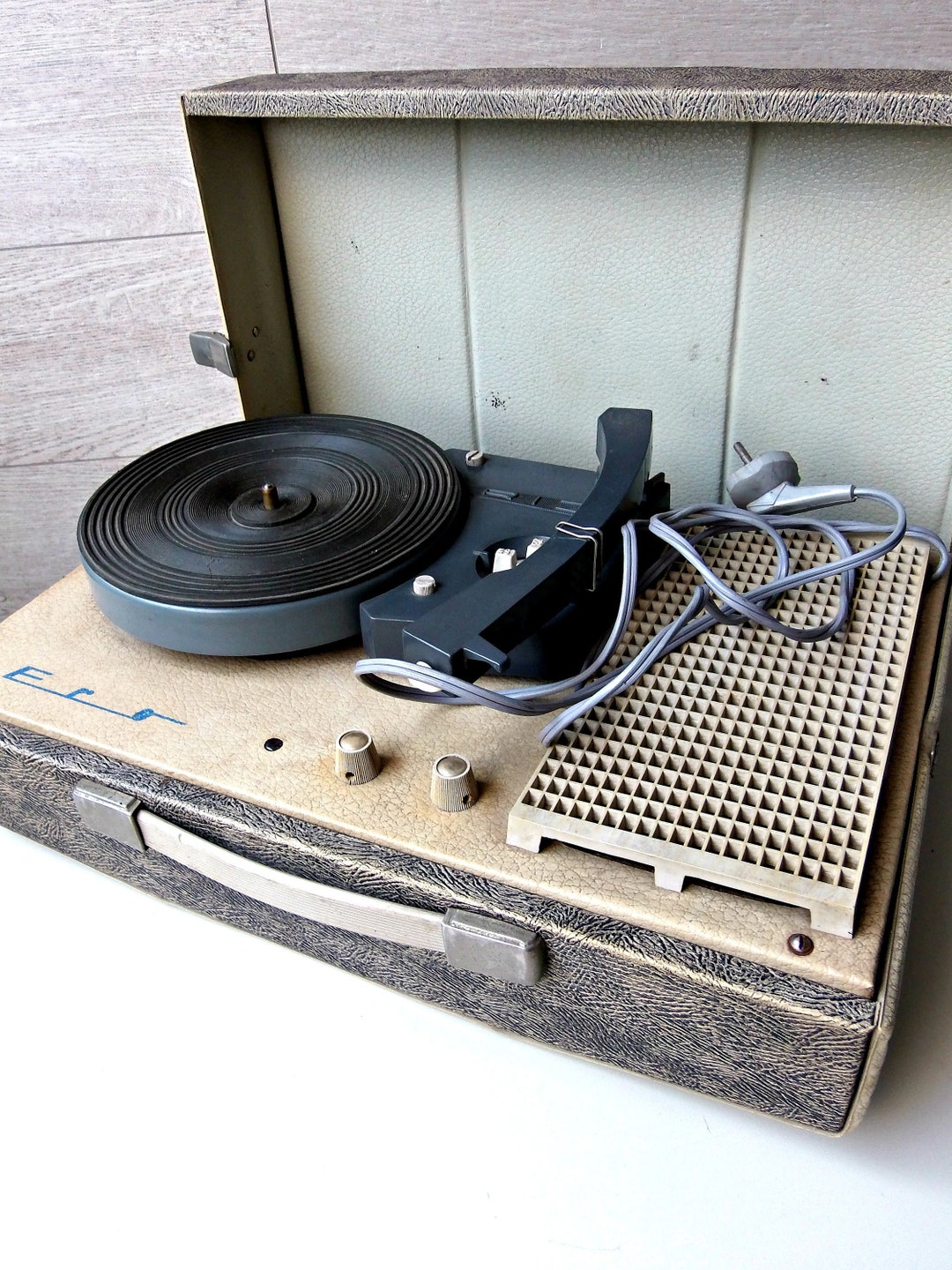 Riz Ero Vintage Gramophone - Etsy