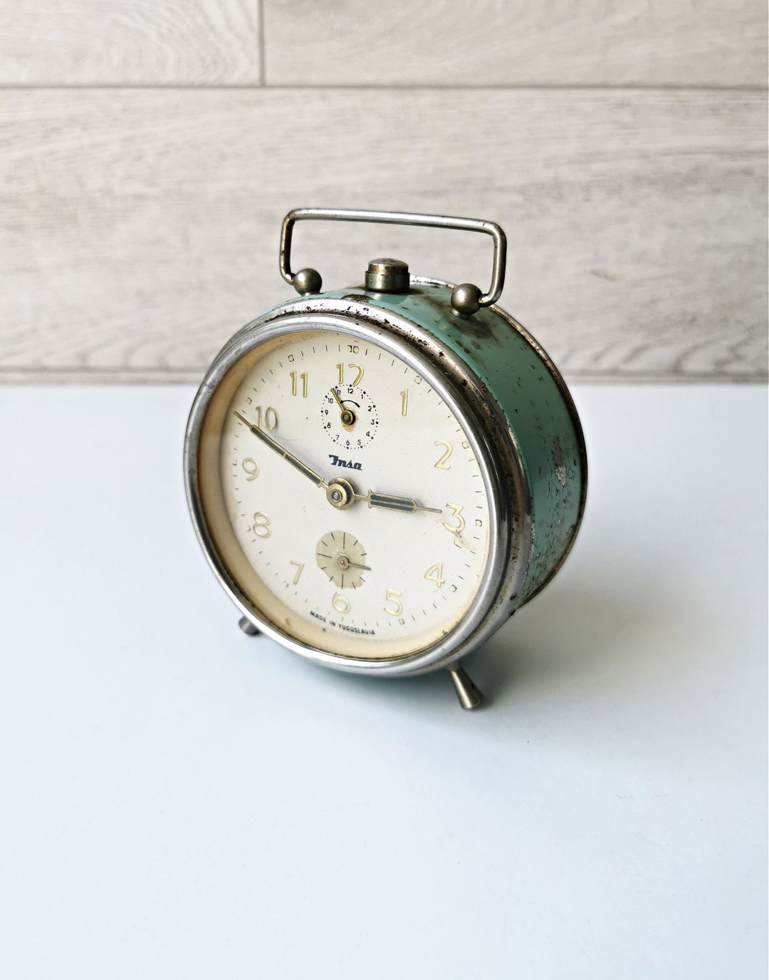 Vintage Green Insa Clock Made in Yugoslavia - Etsy