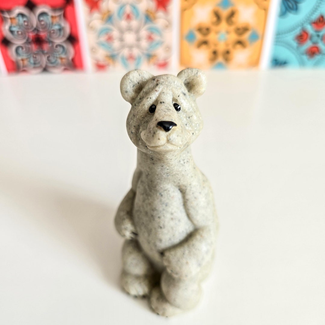 VTG 2000 Quarry Critters Billy the Polar Bear Sitting Down 4 Figurine ...