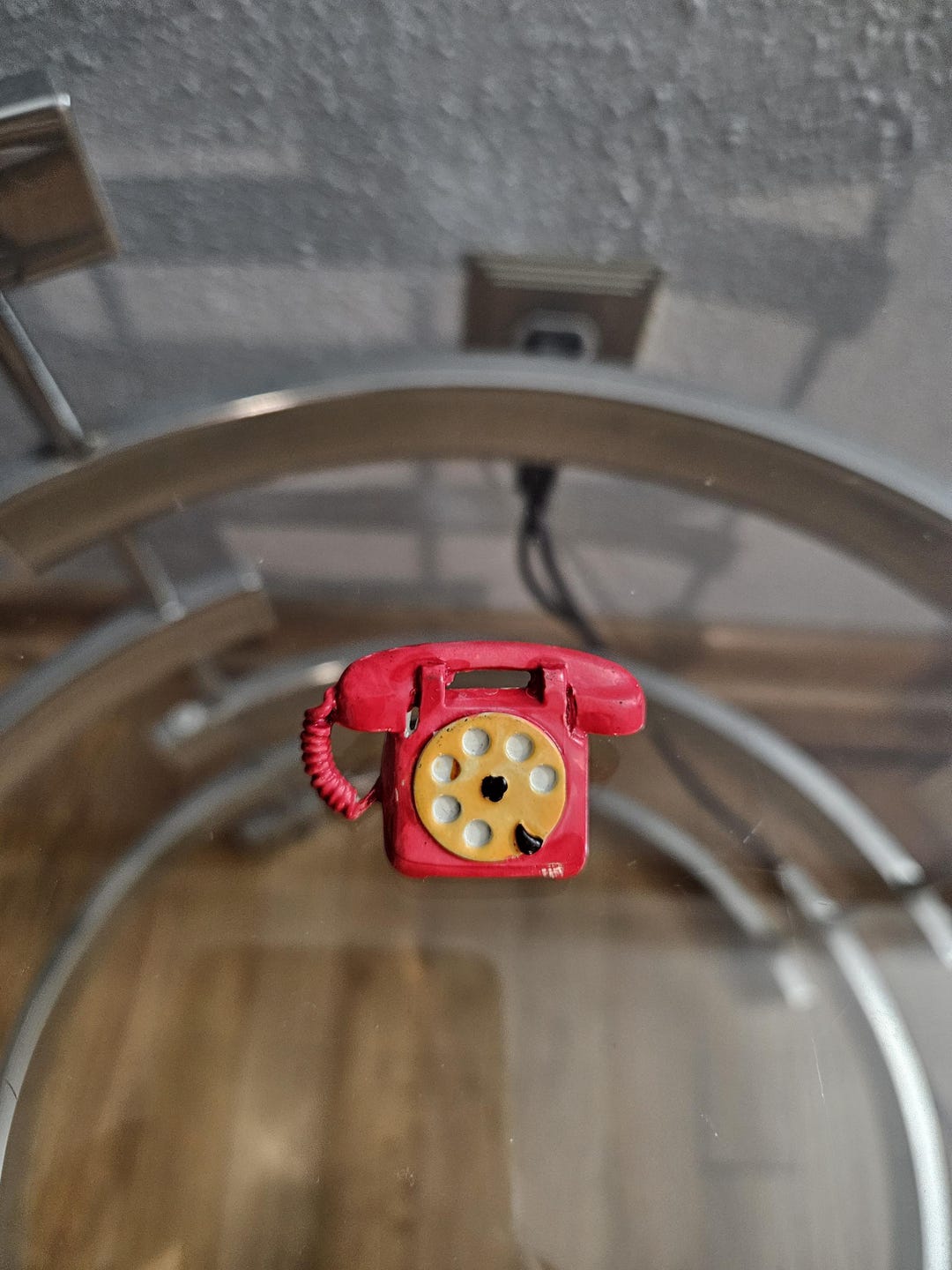 Red Metal Enamel Rotary Phone Brooch/phone Pin/phone Brooch/rotary ...