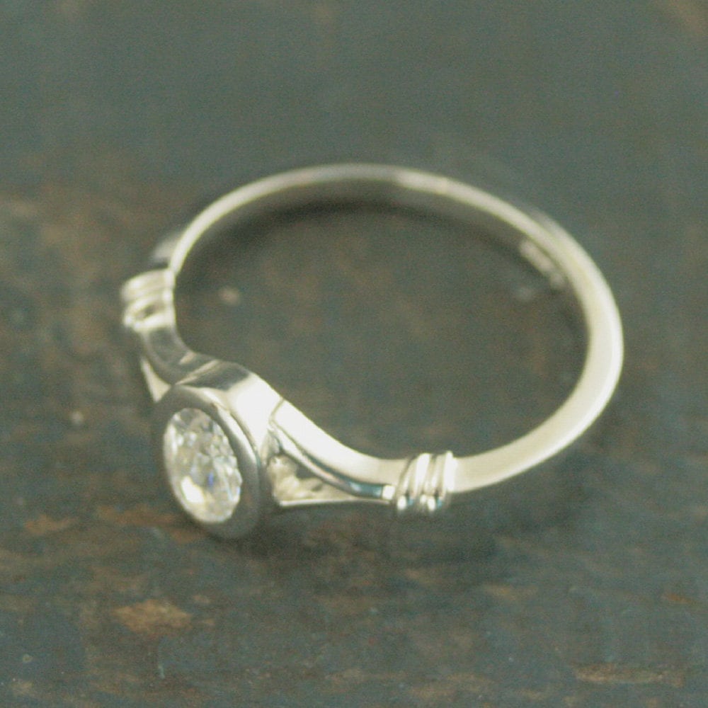 Oval Ring Bezel Setting Mirror Mirror Unique Engagement Ring Split ...
