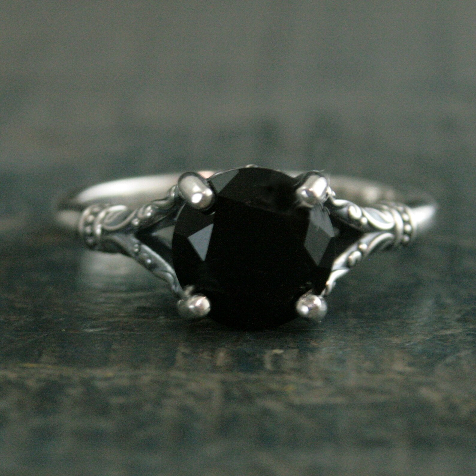 Black Onyx Ring Nordic Design Scrollwork Split Shank Solitaire - Etsy