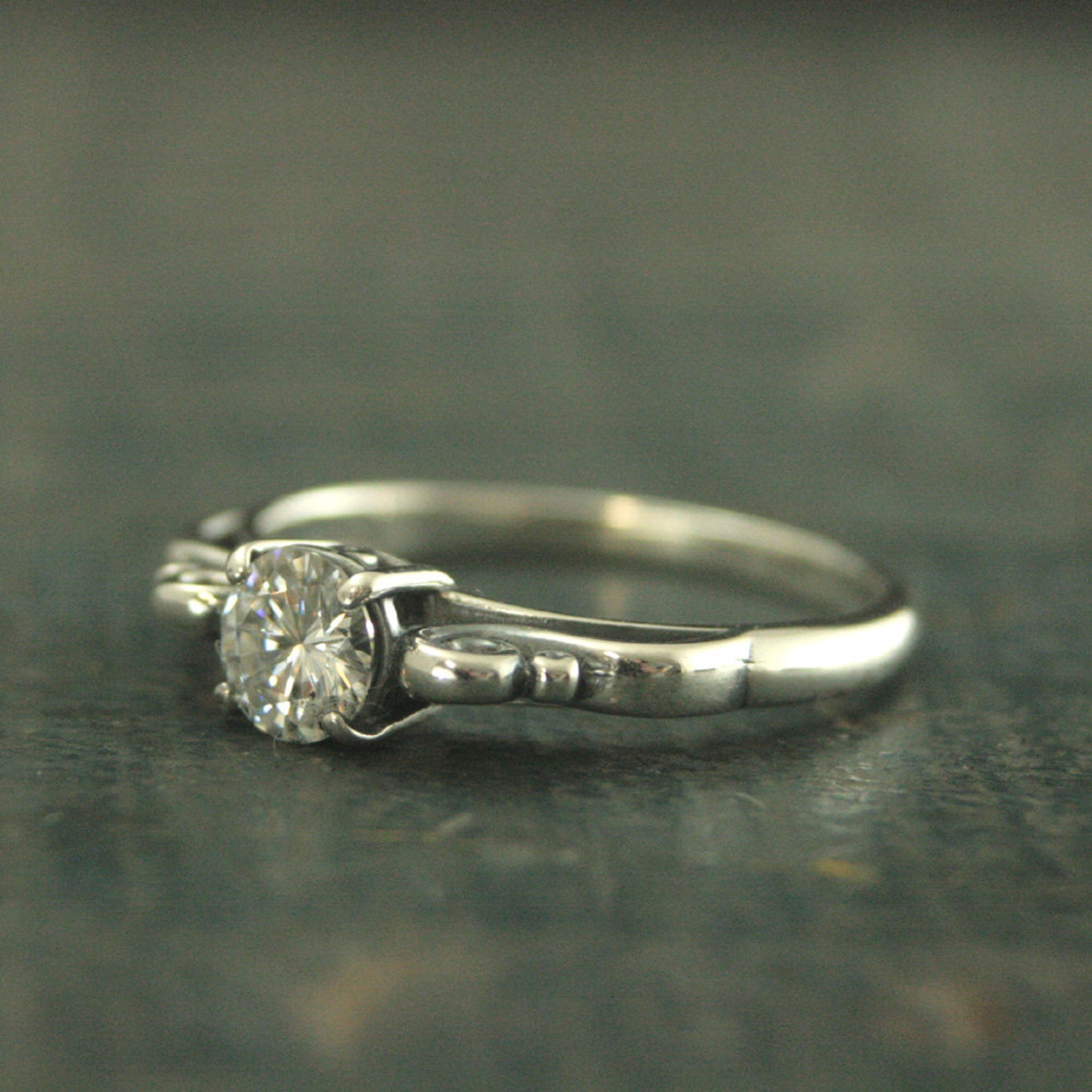 Clear Stone Ring Princess Setting 5mm Round Stone Swirl Ring - Etsy