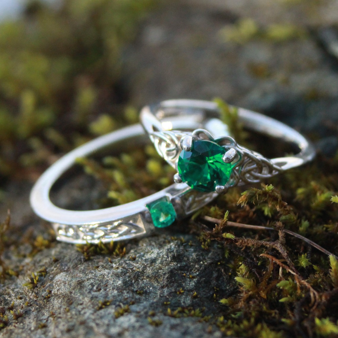 Celtic Wedding Set Emerald Wedding Ring Set His and Hers - Etsy