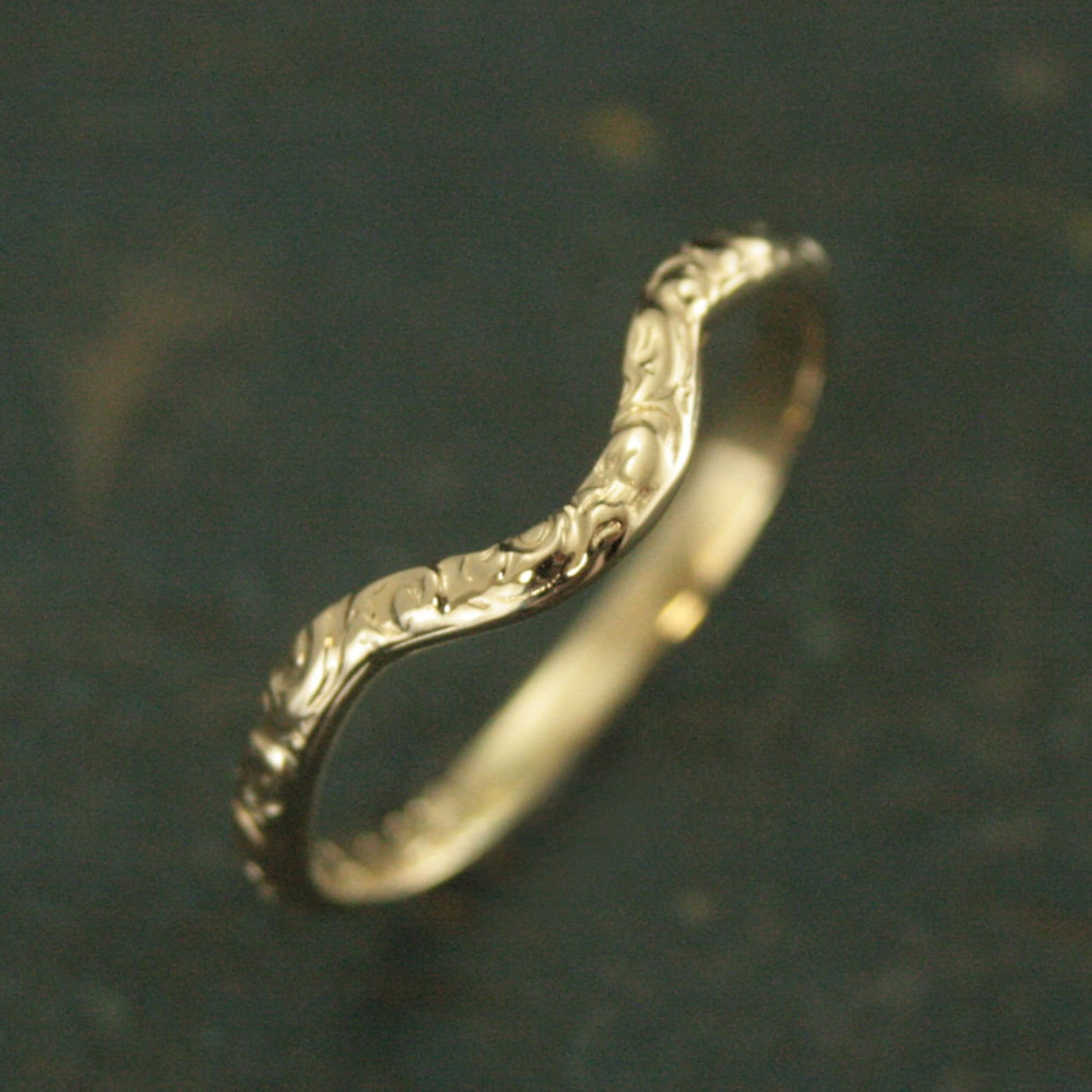 14K Gold Contoured Band Deep Curve Rococo Band Vintage Style Contoured ...