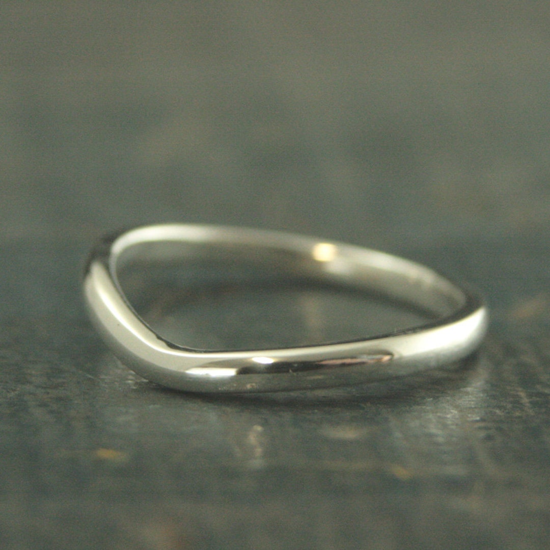 Silver Contoured Band Soft Curve V-ring Curved Band Silver Wedding Band ...
