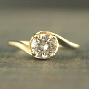 14K Gold Engagement Ring Wave Ring Gold Solitaire Ring Swirl Design ...