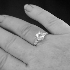 Elsa Ring Sterling Silver Split Shank Solitaire 8mm Stone Arendelle ...