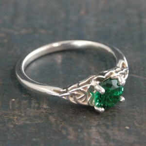 Green Celtic Ring Emerald Ring May Birthstone St. Patrick's Day Ring ...