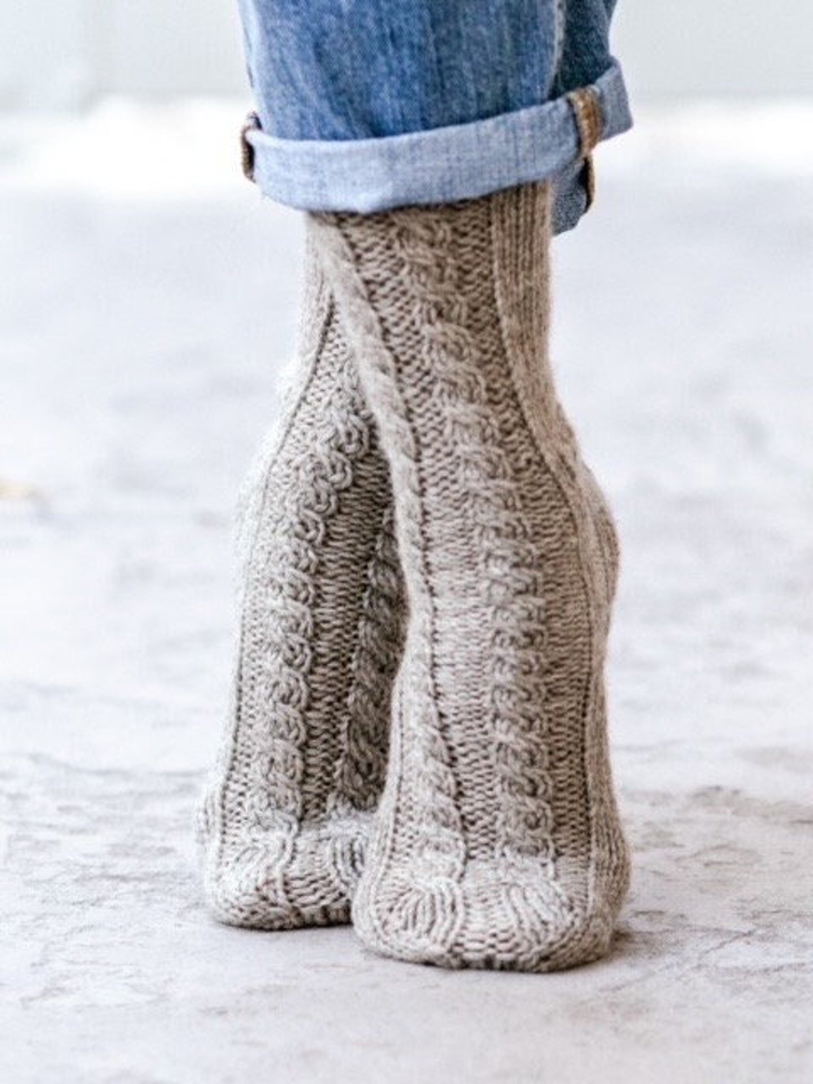 Magic Heel Socks WORSTED CABLES Easy Knitting PATTERN Cozy - Etsy