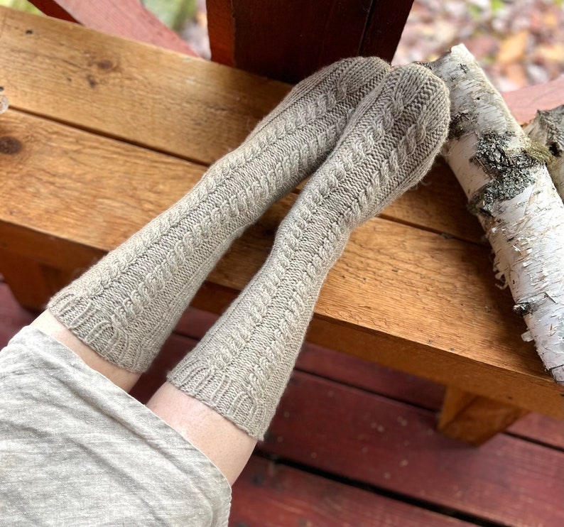 Magic Heel Socks WORSTED CABLES Easy Knitting PATTERN Cozy - Etsy