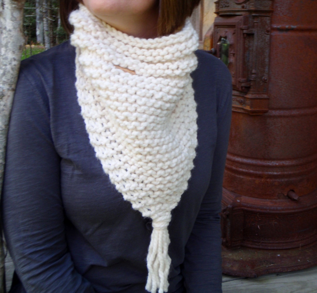 Knitting Pattern Triangle Cowl THE NORTH HAMPTON Neckerchief Chunky ...