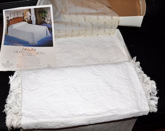 Bates bedspread | Etsy