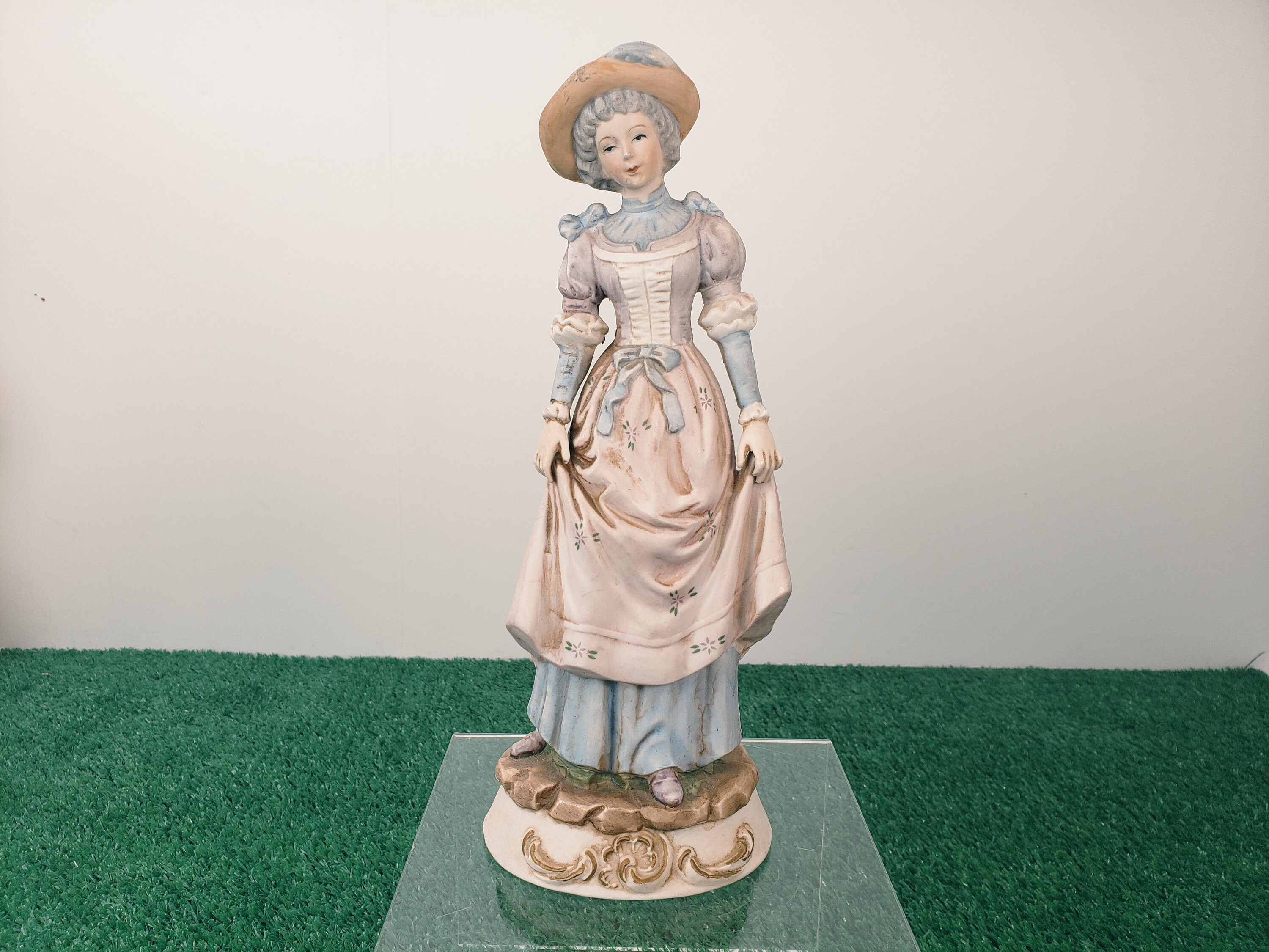 Capodimonte Figurines for sale | Only 4 left at -60%