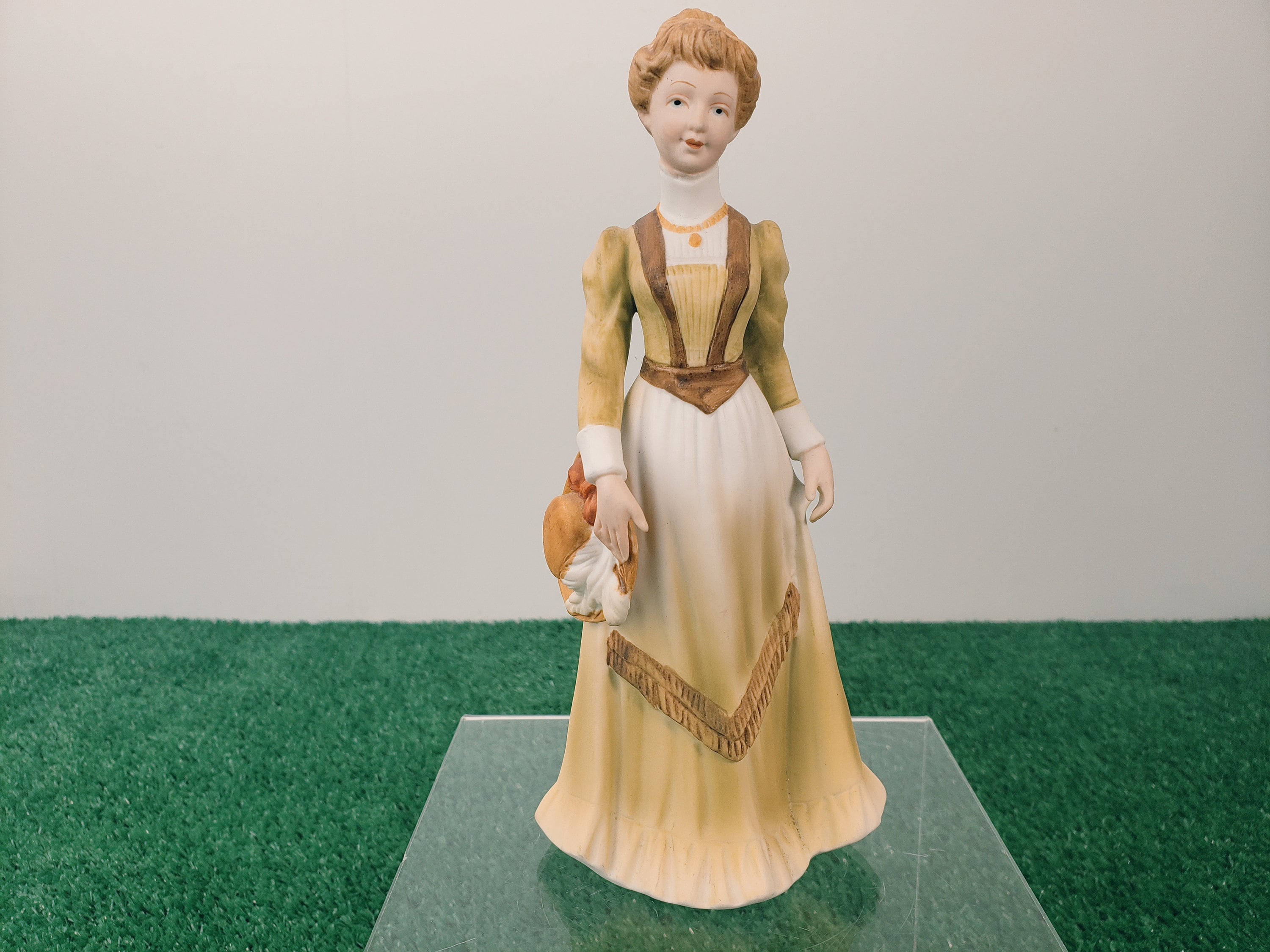 Lefton Porcelain Lady With Hat Figurine KW2623 1950's - Etsy