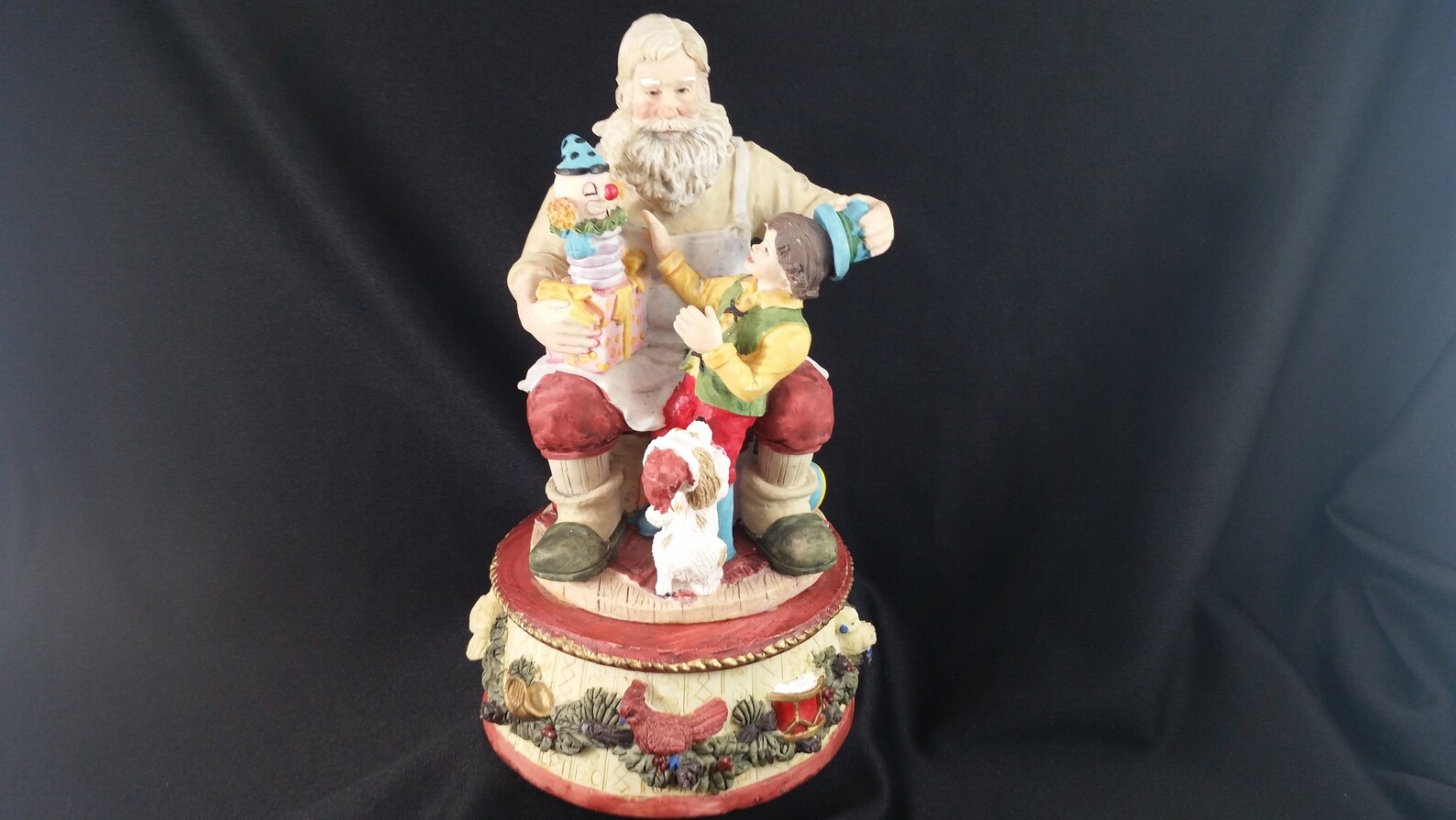 Santa Claus Musical Figurine Statue - We Wish You A Merry Christmas 5 ...