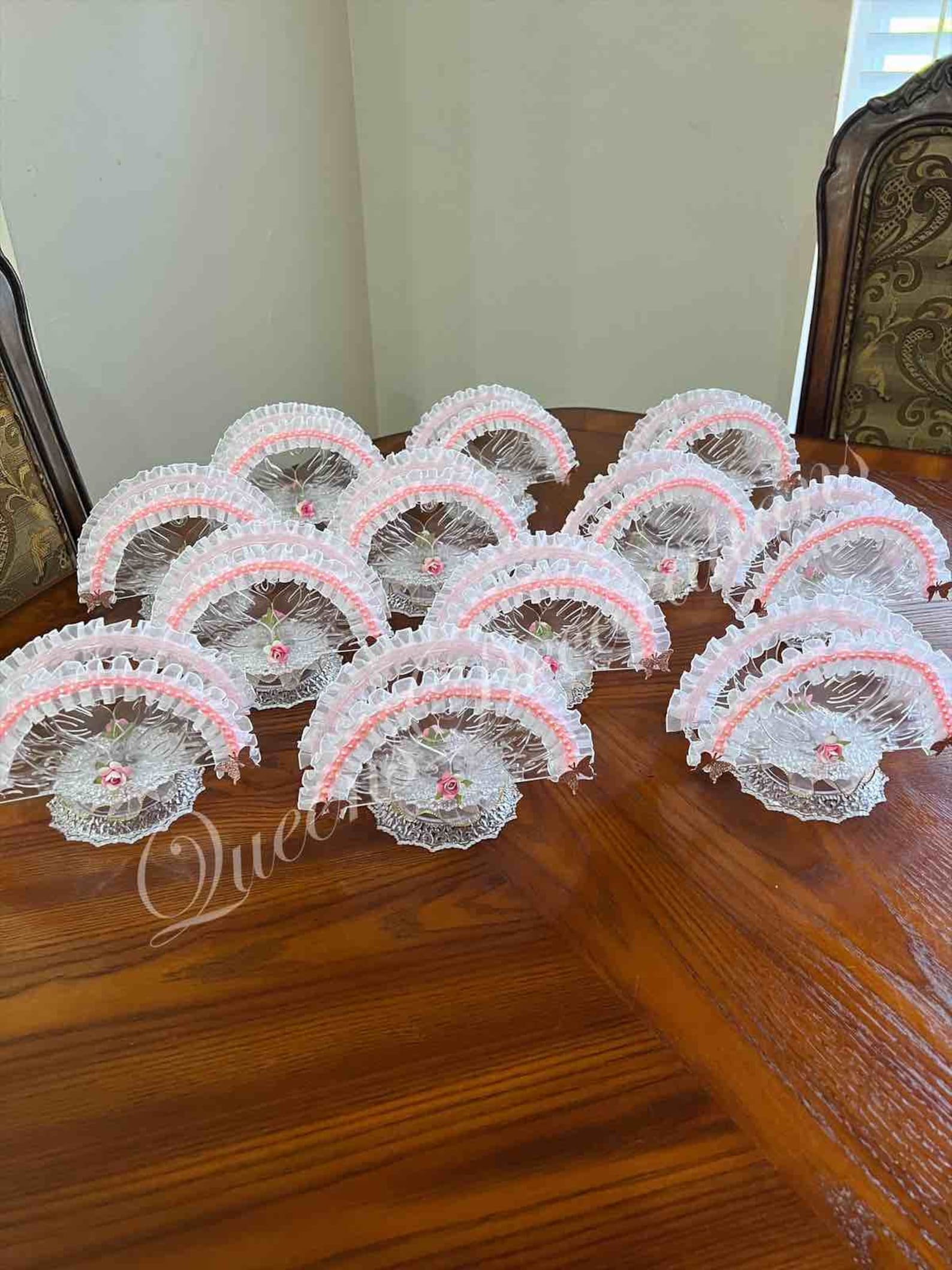 Plastic Party Napkin Holders Dozen / Elegant Napkin Base/ 1 Dozen ...