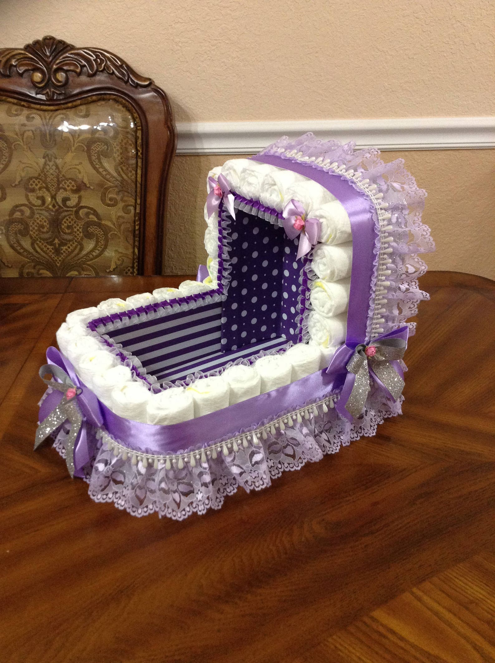 Cute Bassinet Diaper/ Girl Baby Shower/ Elegant Centerpiece / Original ...