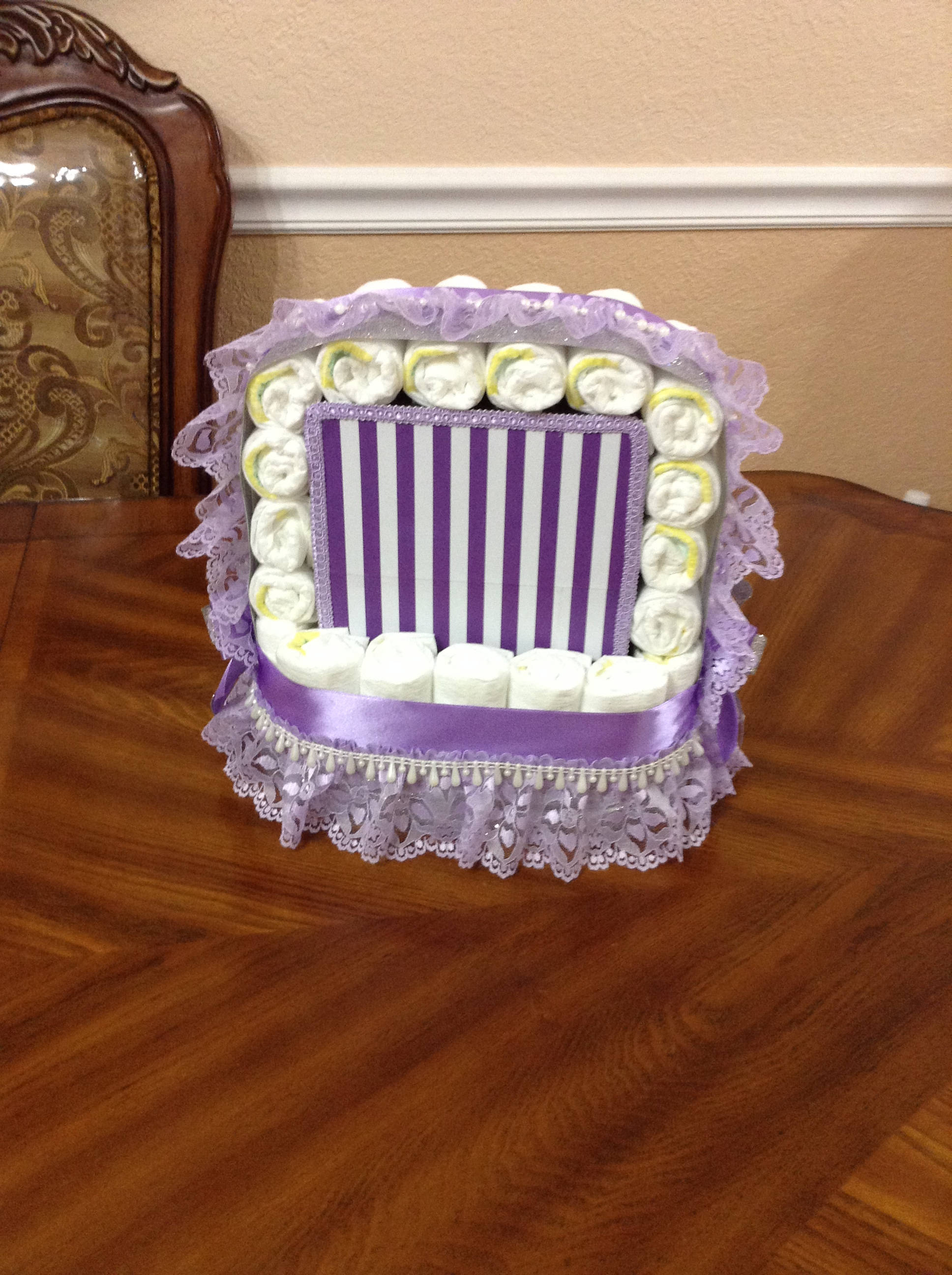 Cute Bassinet Diaper/ Girl Baby Shower/ Elegant Centerpiece / Original ...