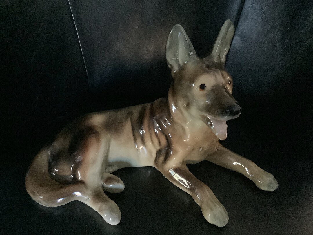 Vintage Porcelain German Shepherd Dog Figurine Large Reclining 10 ...