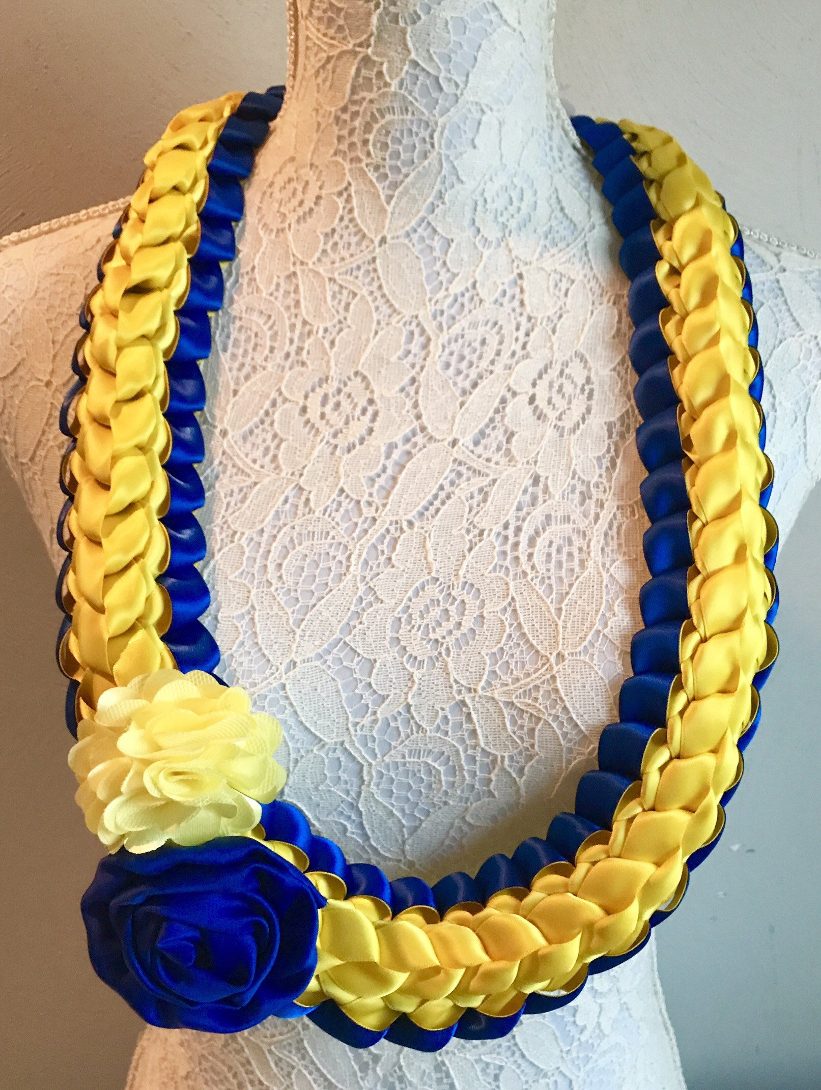 Graduation Lei Ribbon Lei Satin Ribbon Lei College Spirit Lei | Etsy