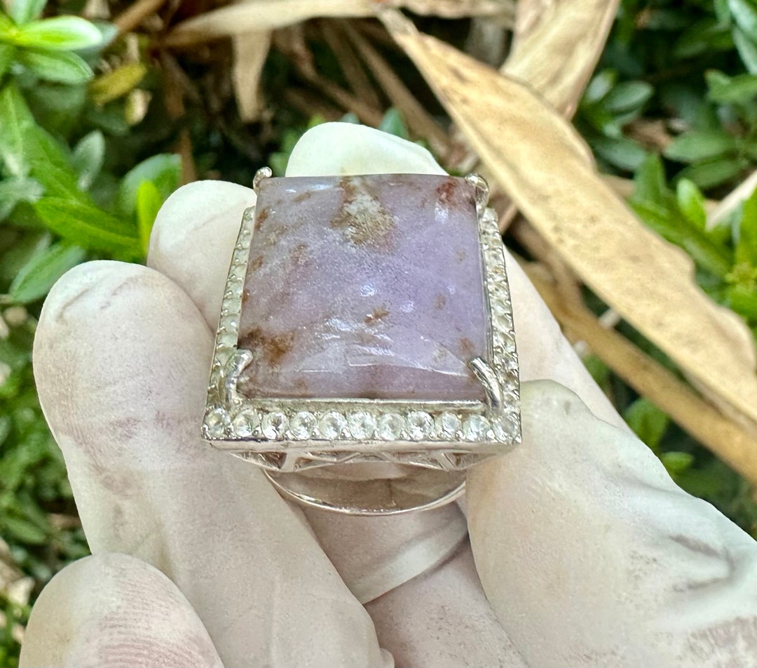 Rare Hackmanite UV Color Change,heckmanite and Small White Topaz ...