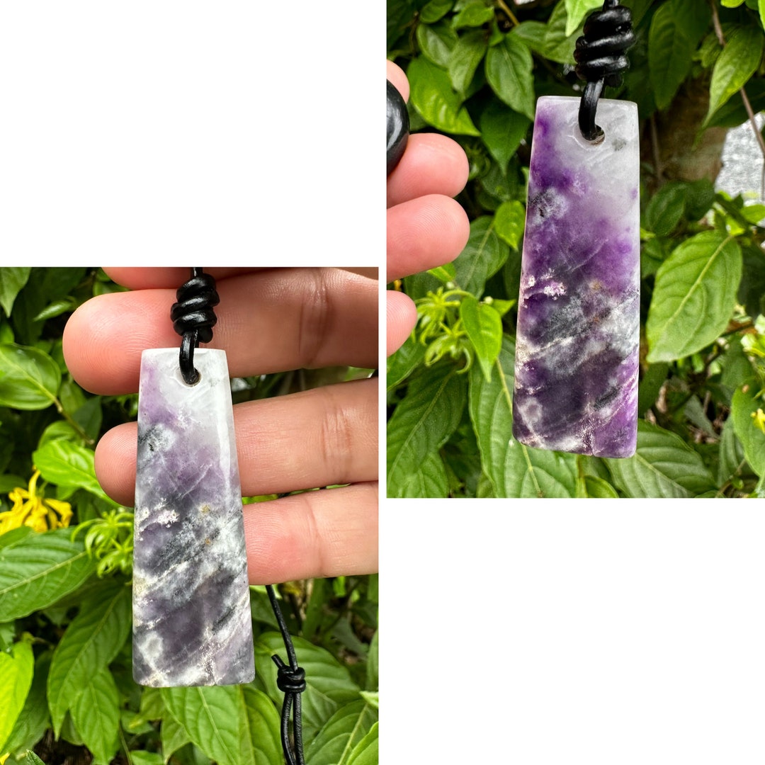 Natural Rare Stone Hackmanite UV Color Change,sodalite,color Change ...