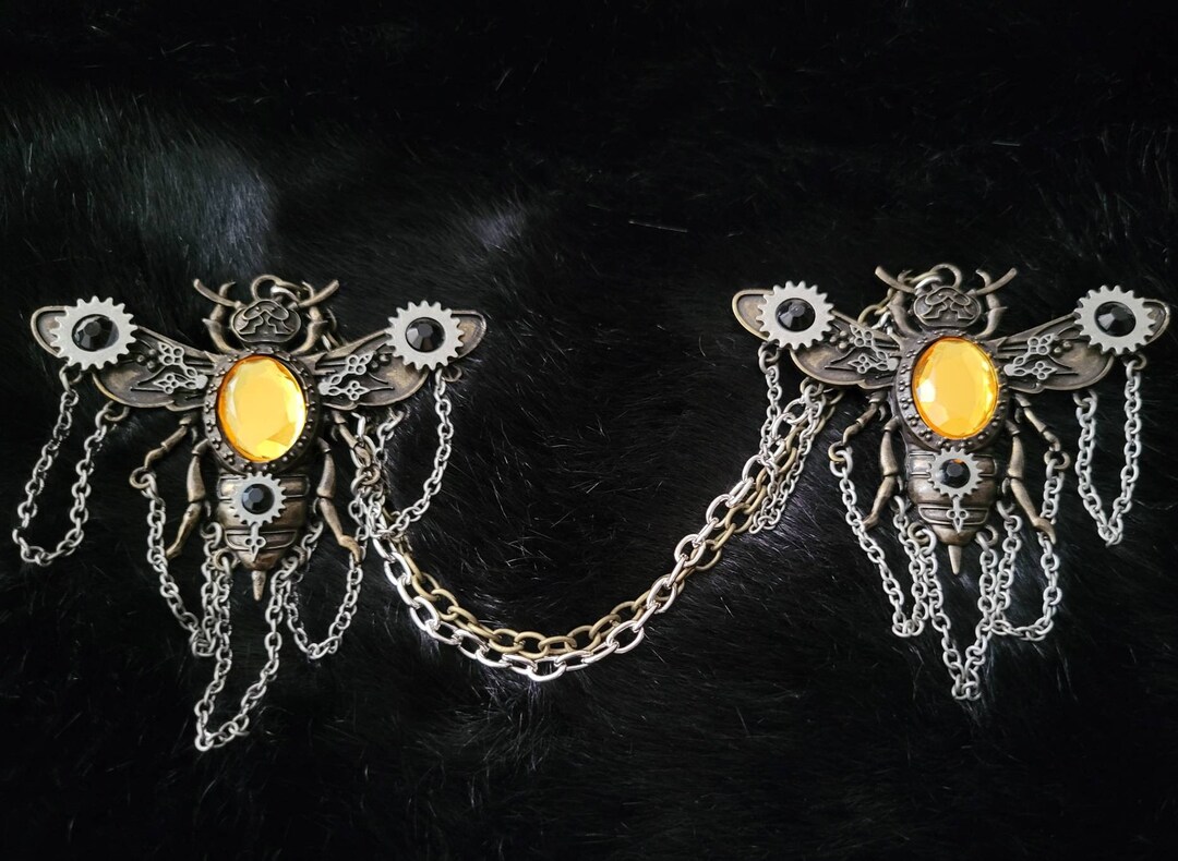 Cloak Clasps- Large Steampunk Bees/bugs/insects (colors- Copper/silvers ...
