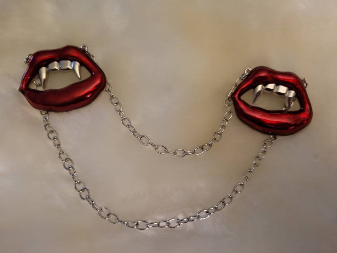 Cloak Clasps- Vampire / Fangs / Lips (color- Red/silvers) - Etsy