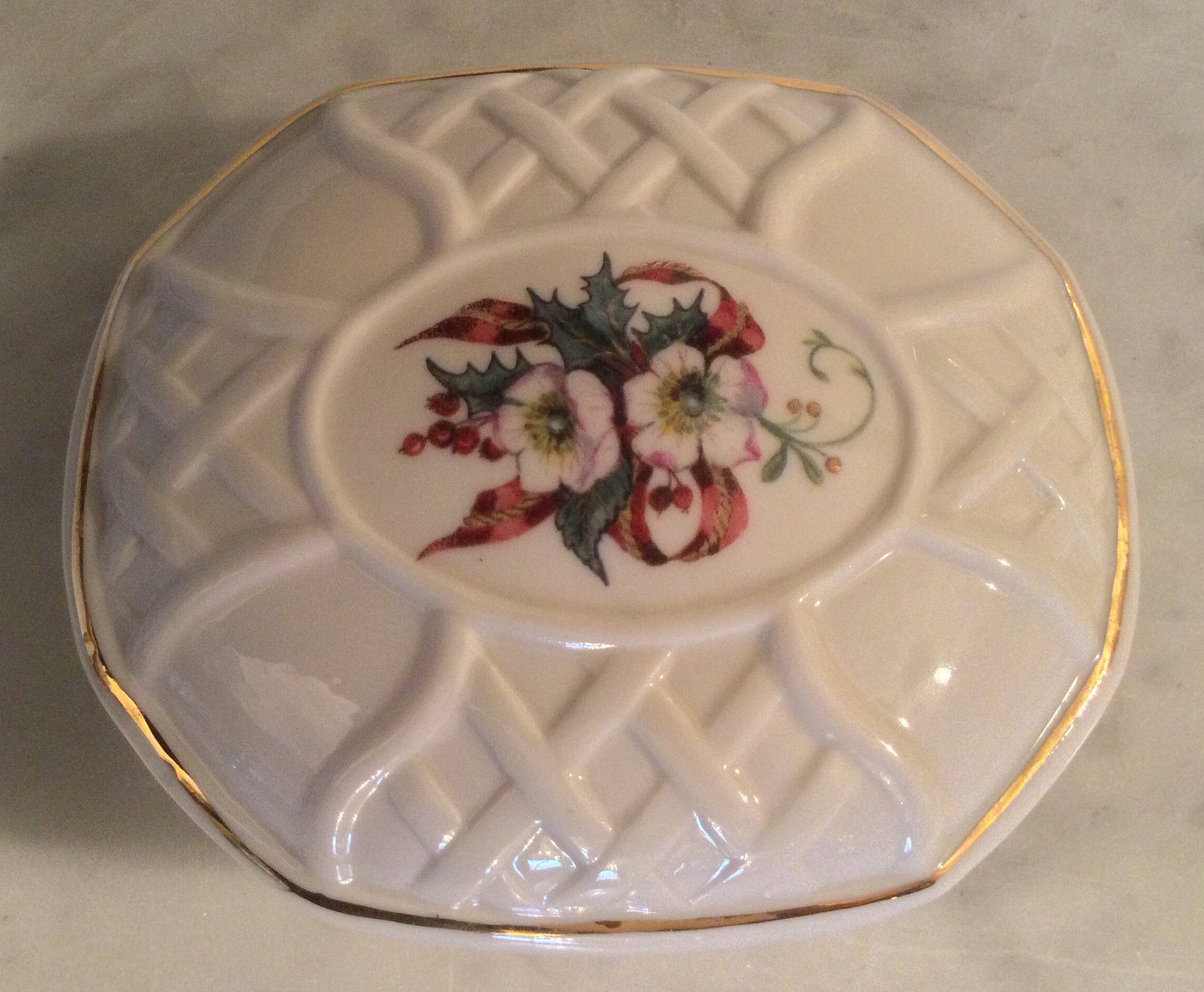 Vintage BELLEEK Parian China WINTER ROSE Oval Covered Box. Pink Roses ...
