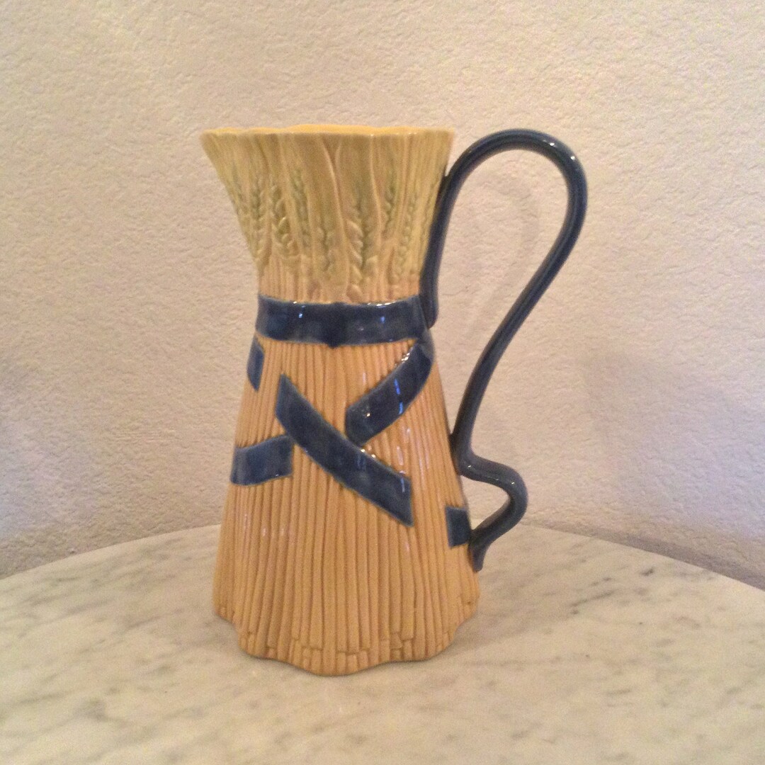 BORDALLO PINHEIRO “WHEAT” Ears Pattern Pitcher. Yellow and Blue. Hand ...