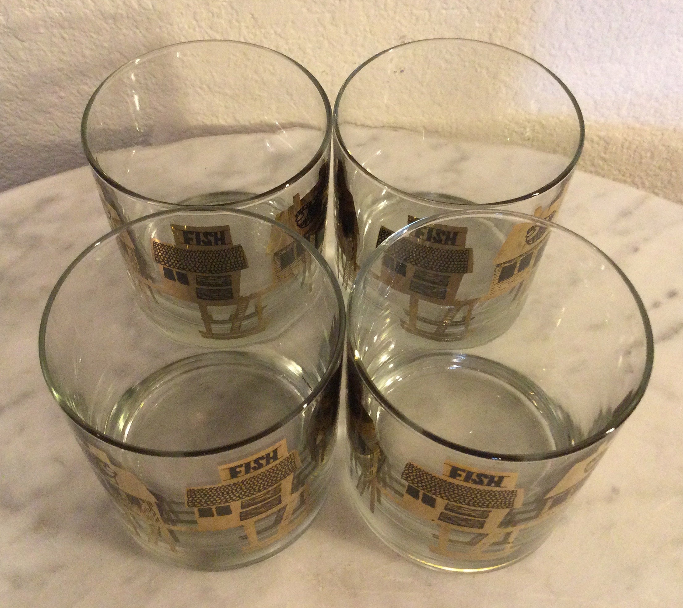 COUROC GLASS FISH Set of 4 Old Fashioned Glasses. Fish Houses in Gold ...