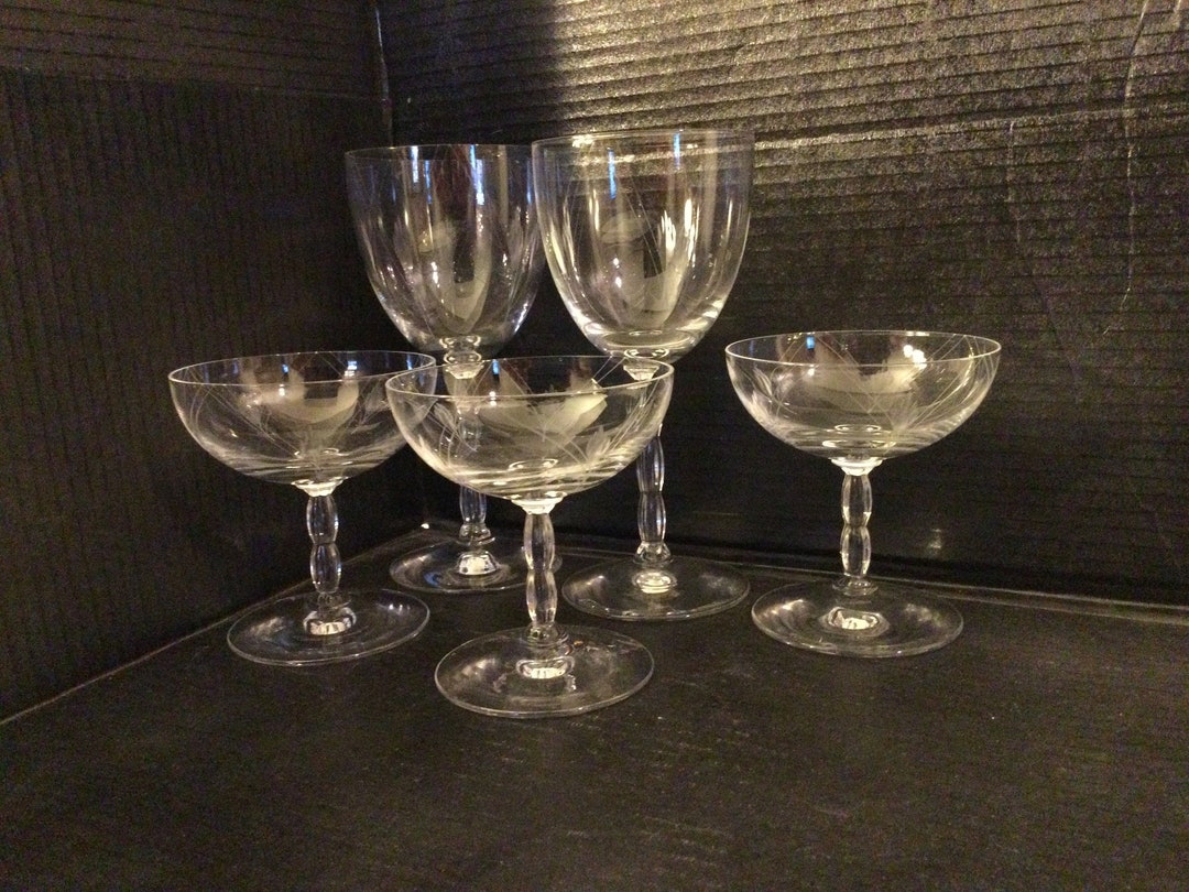Vintage FOSTORIA CRYSTAL “HERALDRY” Pattern, 5 Pieces Set. 2 Water ...