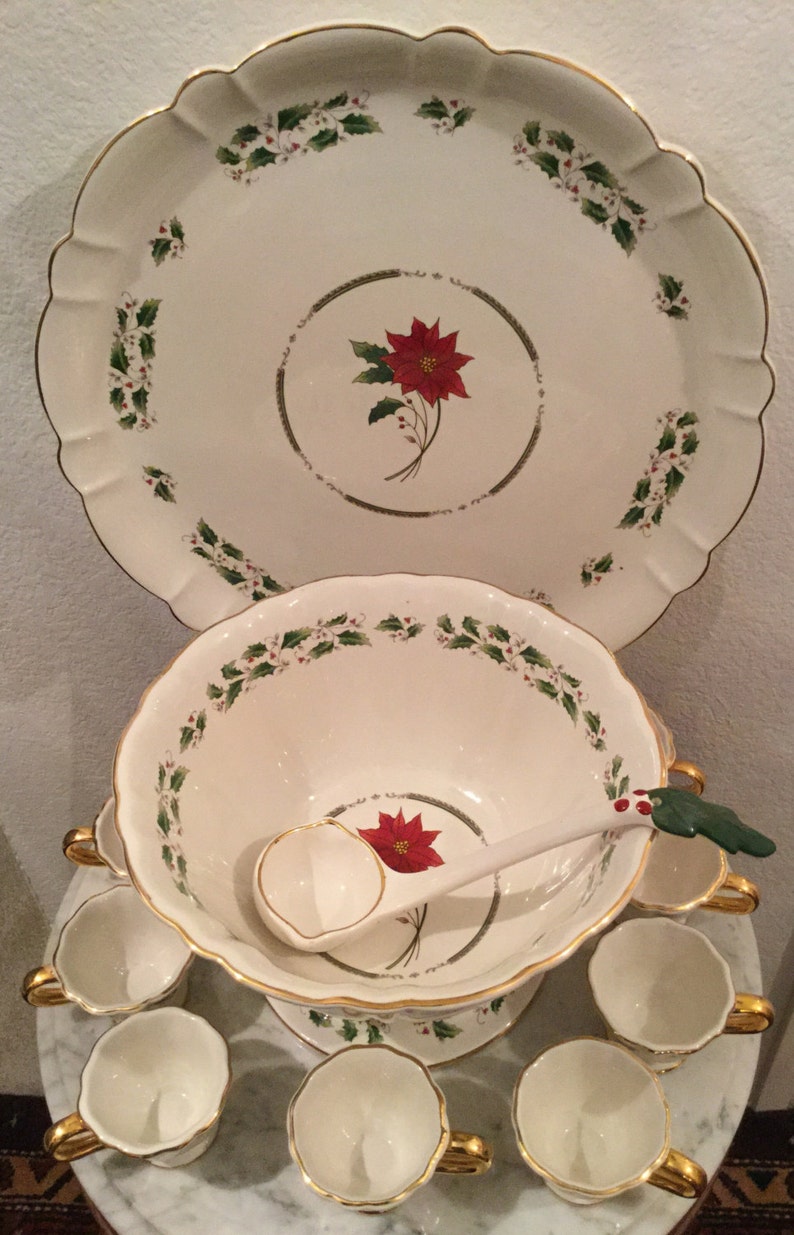 ROYAL LIMITED holly Holiday Punch Set, 13 Pieces, Punch Bowl, Punch ...