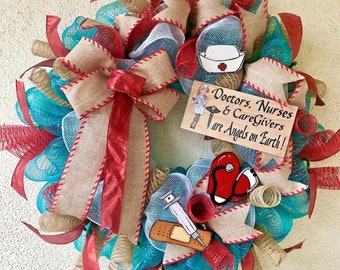 Inspiring a feeling of wonder or delight by WondrousWreath on Etsy