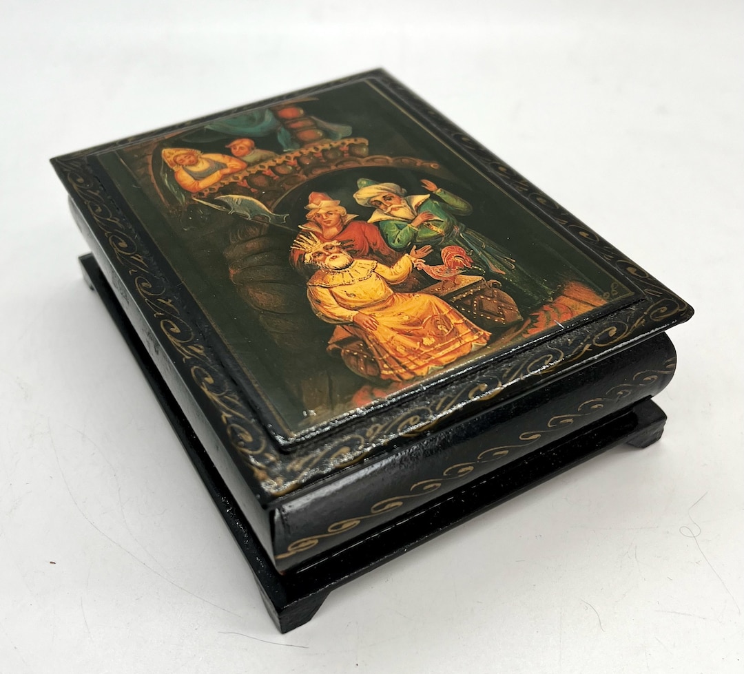 Hand-painted Russian Lacquer Box - Traditional Folk Art Keepsake ...