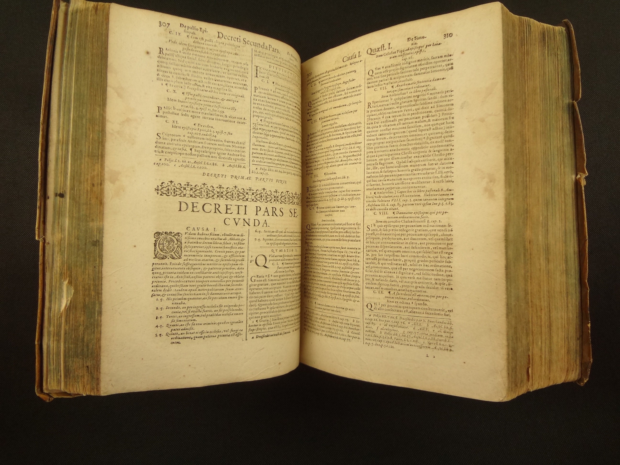 1591 Corpus Juris Canonici (Body of Canon Law). Gratian, Gregory IX ...