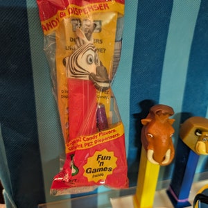 PEZ Dispensers ~ Finding Nemo, Secret Life of Pets, Bugz, Madagascar, Ice Age, Pez-a-saurs ...