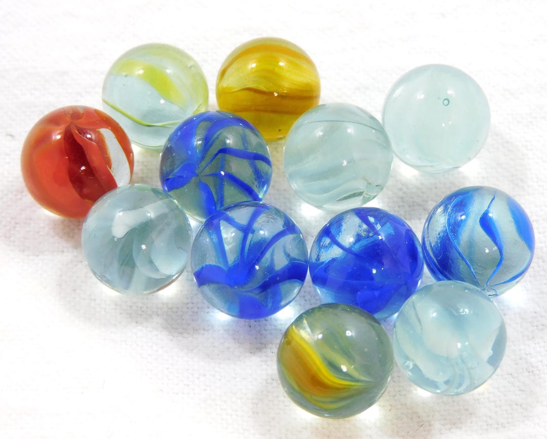 Vintage Twelve Pee Wee Vein Style Marbles - Etsy