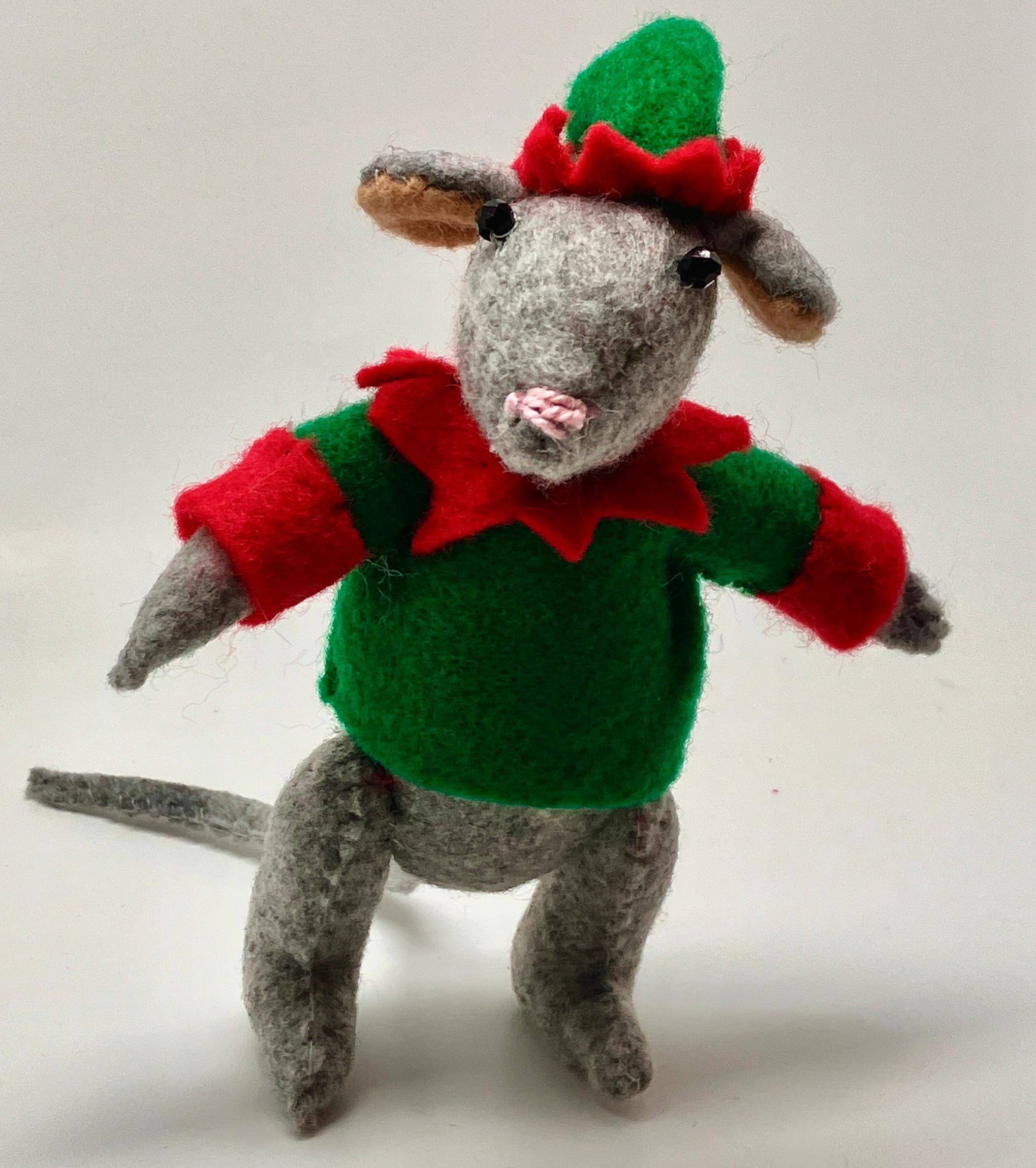 Felt Christmas Mouse in Red and Green Elf Outfit, Hand-sewn - Etsy