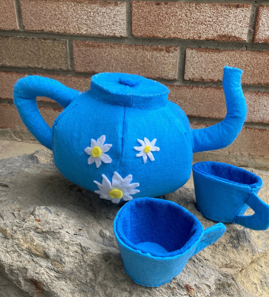 Toy Tea Set Soft Blue Felt Daisy Pattern, Tea Pot and 2 Tea Cups - Etsy